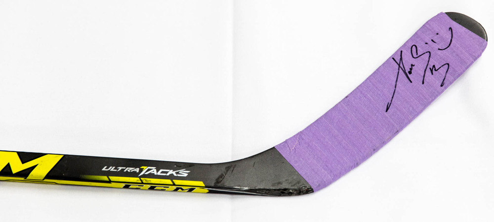Autographed Pavel Datsyuk Hockey Fights Cancer Stick - NHL Auctions