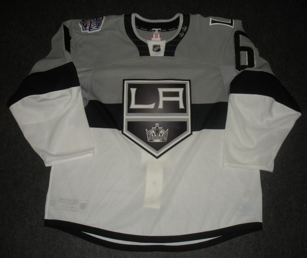 Jake Muzzin - Los Angeles Kings - 2015 NHL Stadium Series - Game-Worn ...