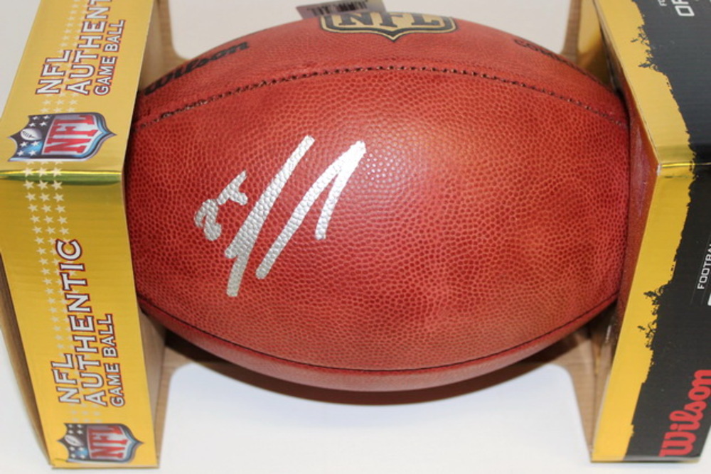 NFL - EAGLES LESEAN MCCOY SIGNED AUTHENTIC FOOTBALL | The official ...