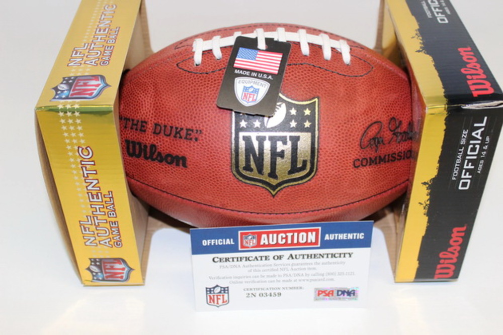 NFL - EAGLES LESEAN MCCOY SIGNED AUTHENTIC FOOTBALL | The official ...