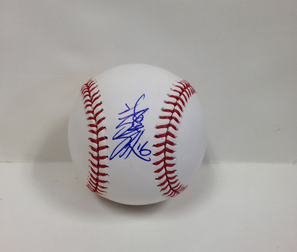 Wei-Yin Chen - Signed Baseball (EK479125) | MLB Auctions