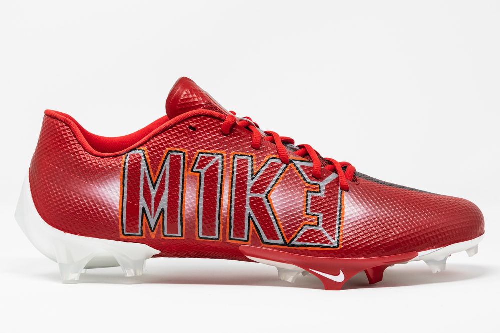 My Cause My Cleats - Buccaneers Mike Evans custom cleats - supporting ...