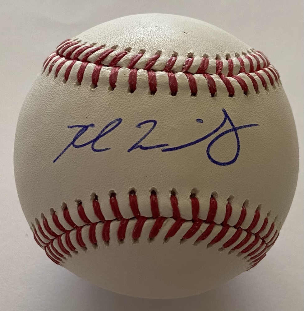 Kyle Wright Autographed Baseball | MLB Auctions