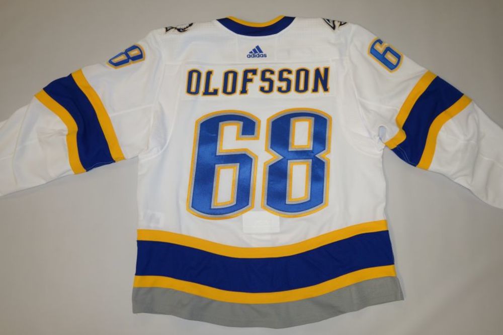 Victor Olofsson 2021 Buffalo Sabres Reverse Retro Jersey (2) - NHL Auctions
