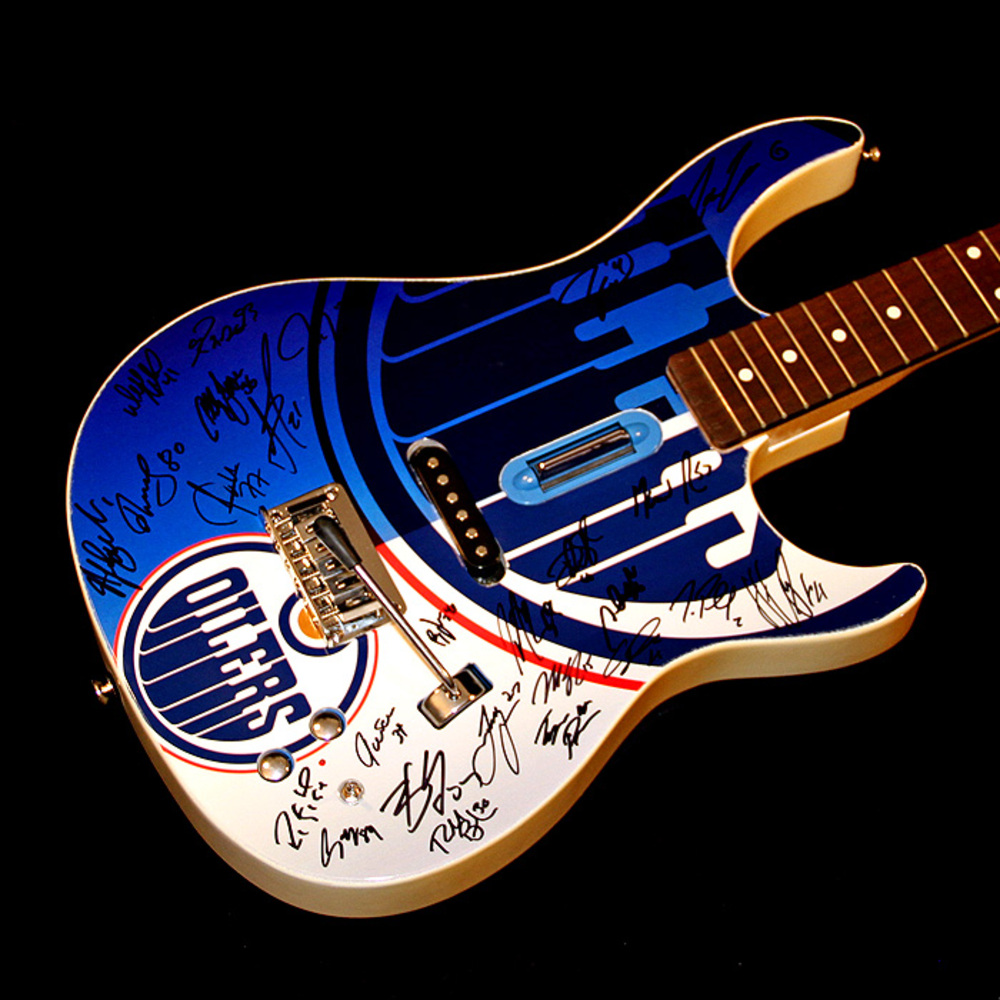 2013-14 Edmonton Oilers Team Signed Custom Made PS2 Guitar Hero Full ...