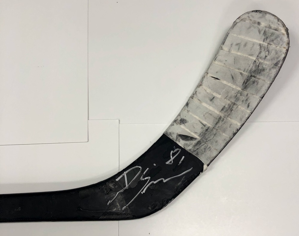#81 Dominik Simon Game Used Stick - Autographed - Calgary Flames - NHL ...
