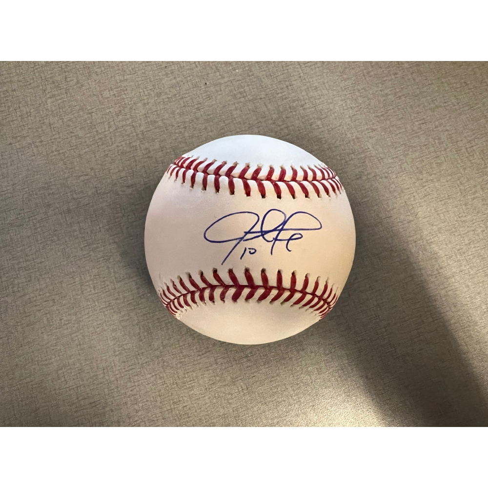 Justin Turner Authentic Autographed Baseball | Los Angeles Dodgers Auctions