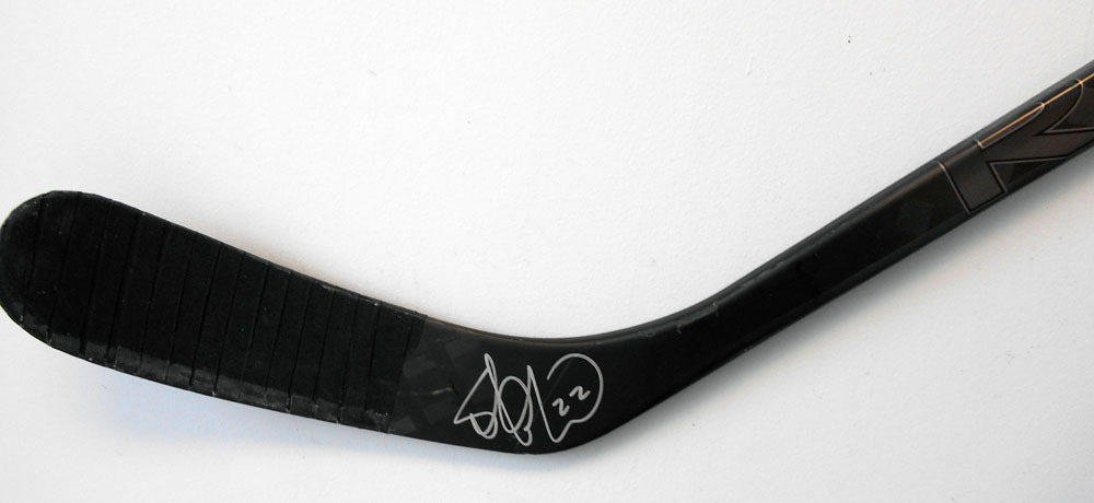 #22 Shawn Thornton Game Used Stick - Autographed - Boston Bruins - NHL ...