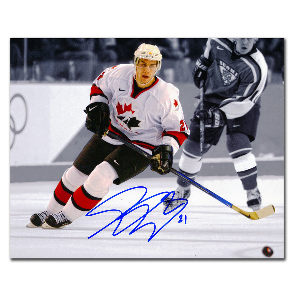 Simon Gagne Team Canada 2002 Olympics Autographed 8x10 - NHL Auctions