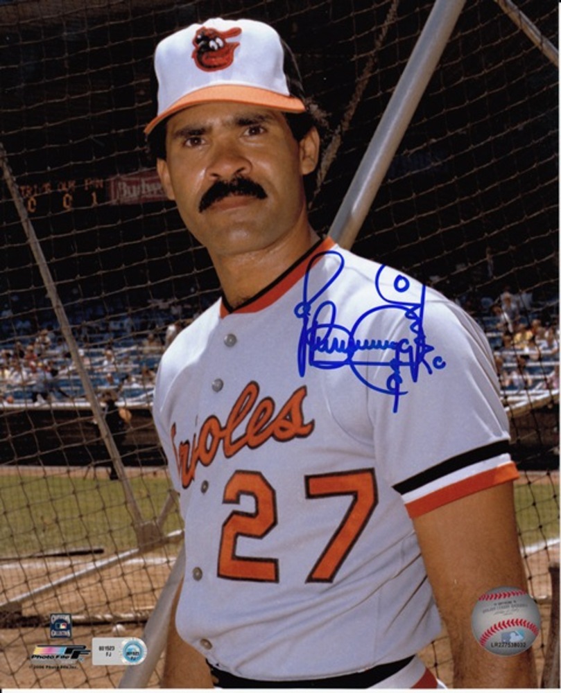 Benny Ayala Autographed 8x10 | MLB Auctions