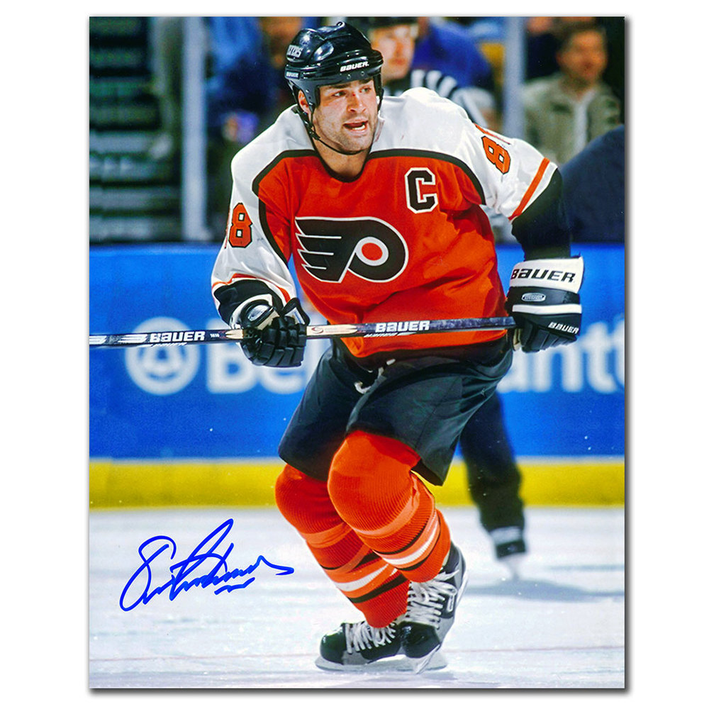 Eric Lindros Philadelphia Flyers ACTION Autographed 8x10 - NHL Auctions