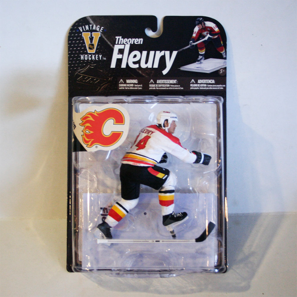 Theoren Fleury Calgary Flames Rare Chase McFarlane Figurine - NHL Auctions