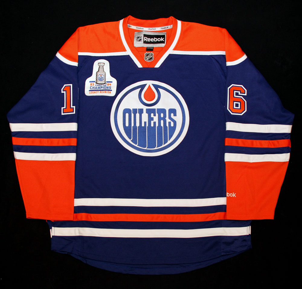Pat Hughes #16 - Autographed 1984 Stanley Cup Champions 30 Year Legacy ...