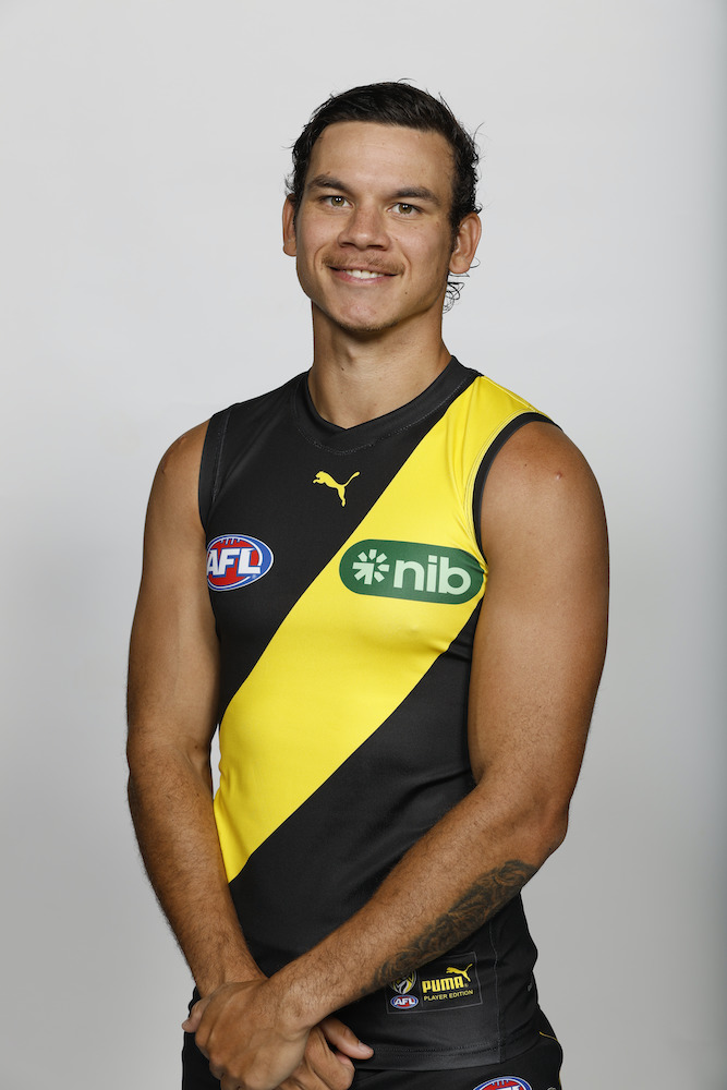 Daniel Rioli #17 - 2023 Alannah & Madeline Foundation Guernsey | Roar ...