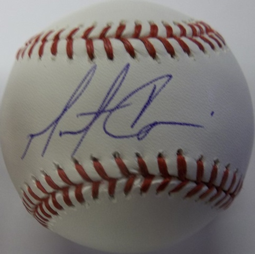 Matt Cain Autographed Baseball | MLB Auctions