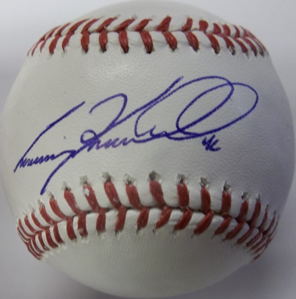 Craig Kimbrel Autographed Baseball | MLB Auctions
