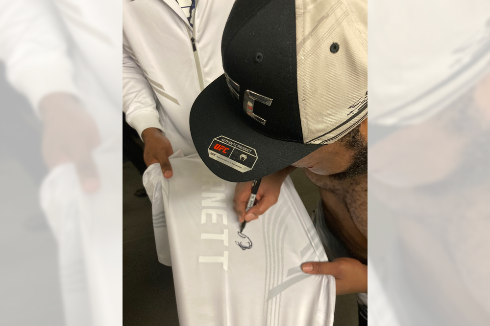 Chris Barnett Signed Event Worn Jersey - UFC 279 | UFC Collectibles