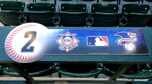 2014 Opening Day Locker Tag: #2 Derek Jeter | MLB Auctions