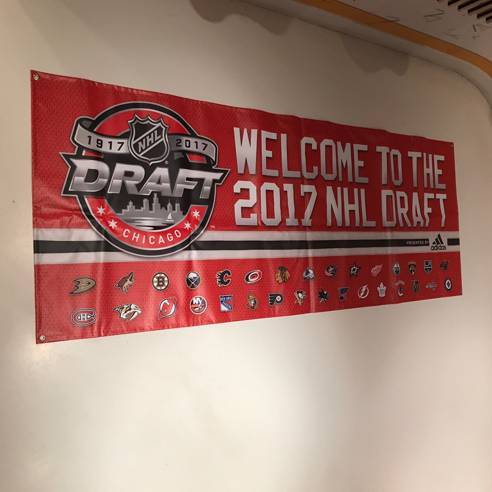 2017 NHL Draft Hotel Banner - Chicago - NHL Auctions