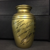 Undertaker SIGNED "The Streak" Comemmorative Urn (Survivor Series - 11 ...