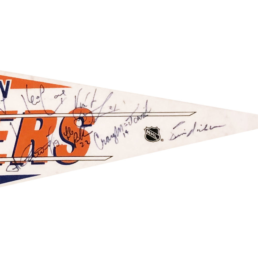 1991-92 Edmonton Oilers Team-Signed Pennant - Personalized - NHL Auctions