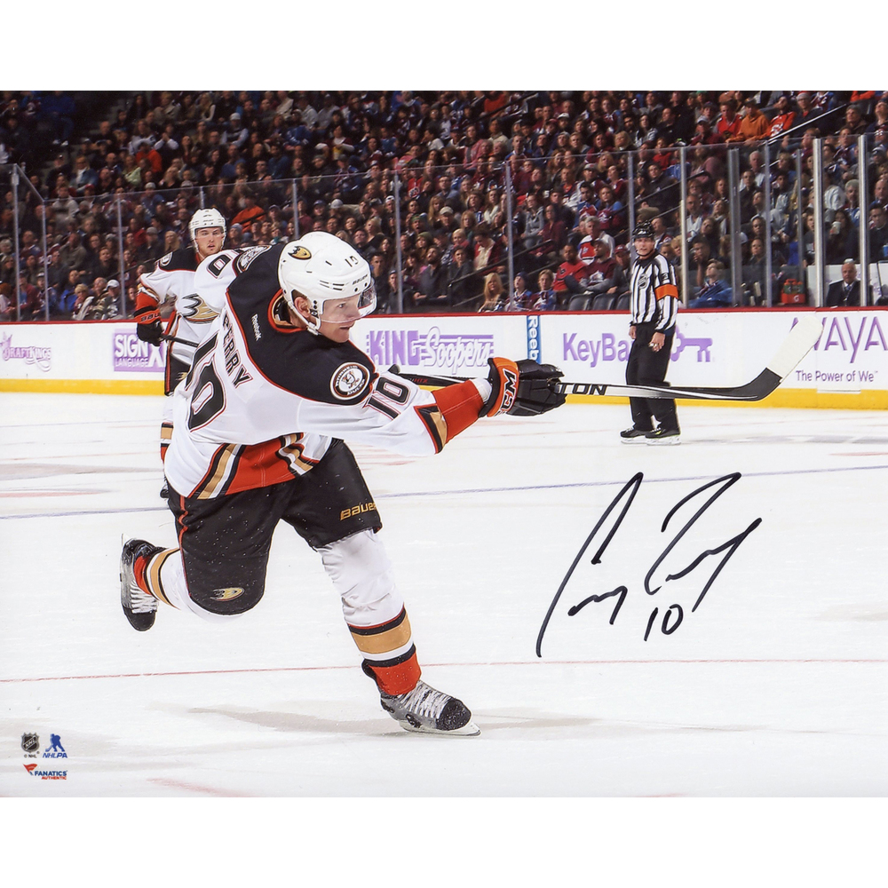Corey Perry Anaheim Ducks Autographed 8'' x 10'' White Jersey Shooting ...