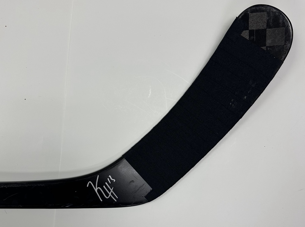 #13 Kevin Hayes Game Used Stick - Autographed - Philadelphia Flyers ...