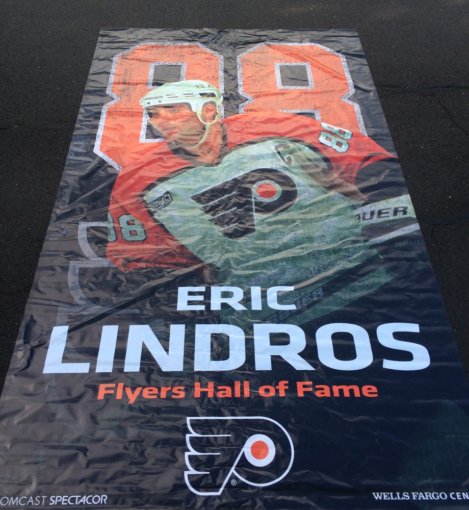 Eric Lindros - Philadelphia Flyers - LeClair and Lindros Flyers Hall of ...