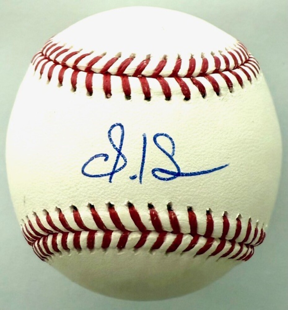 Steven Kwan Autographed Baseball | MLB Auctions