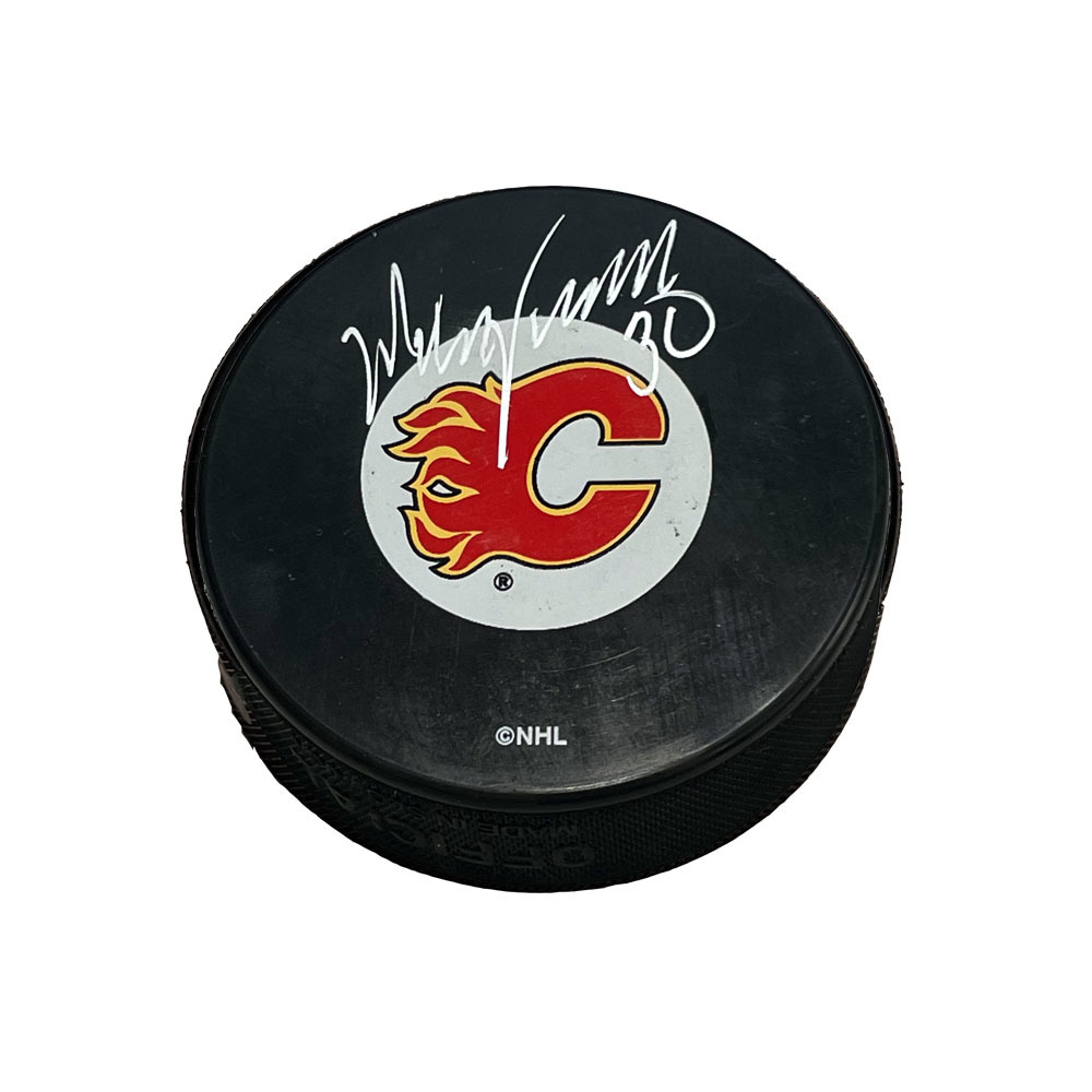 MIKE VERNON Signed Calgary Flames Puck - NHL Auctions