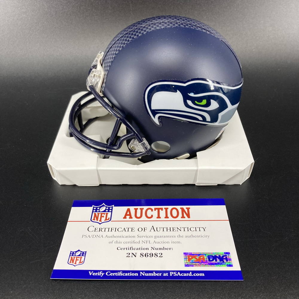 NFL - Seahawks Kenneth Walker signed mini helmet | The official auction ...