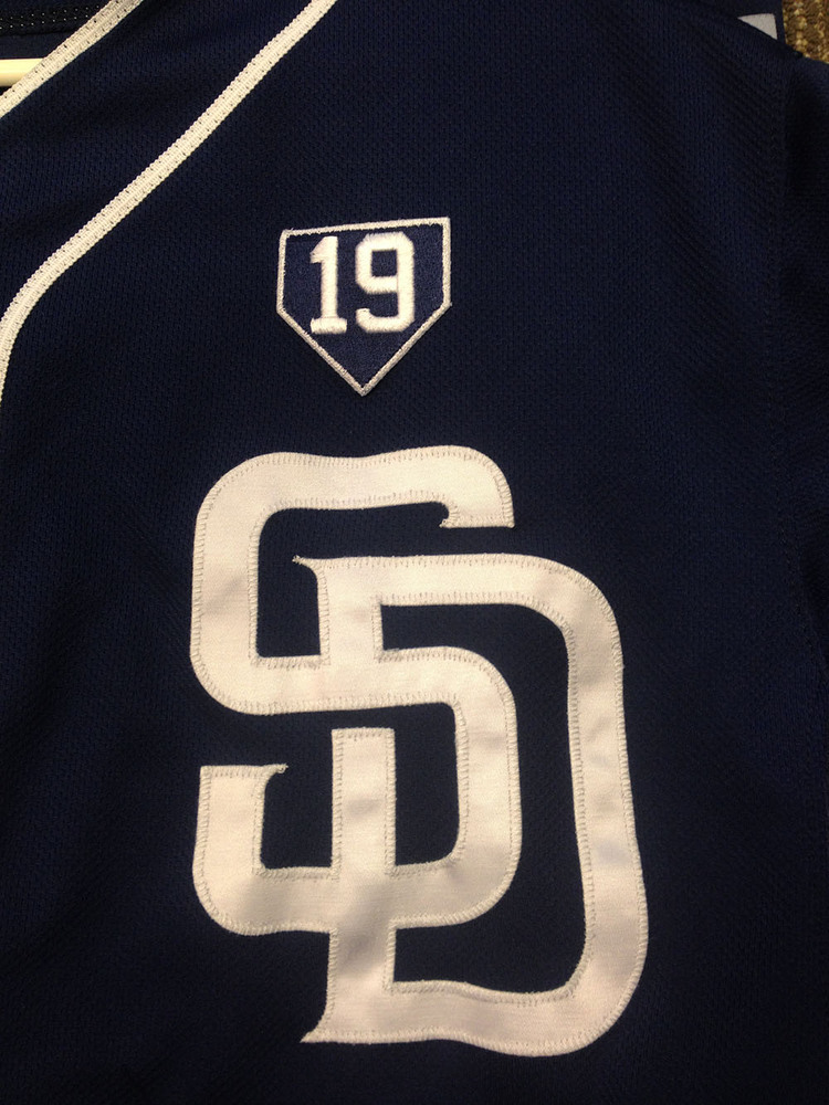 Padres Charity Auction: Justin Hatcher Autographed Jersey | MLB Auctions