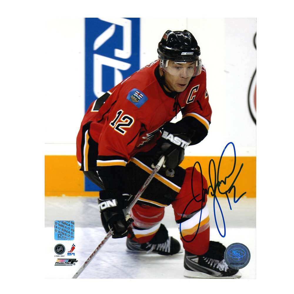 JAROME IGINLA Signed Calgary Flames 8 x 10 Photo - NHL Auctions