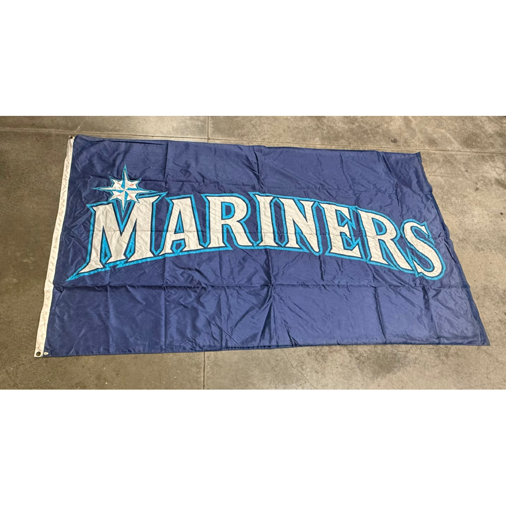 Authenticated Team Issued Standings Flags - Seattle Mariners | MLB Auctions