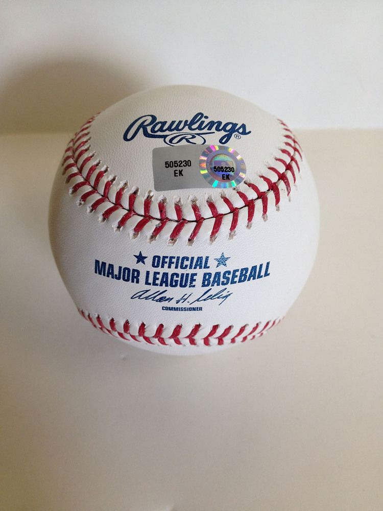 Nick Markakis - Signed Baseball (EK505230) | MLB Auctions