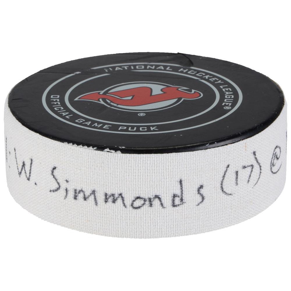 Wayne Simmonds Philadelphia Flyers Goal Scored Puck from February 1 ...
