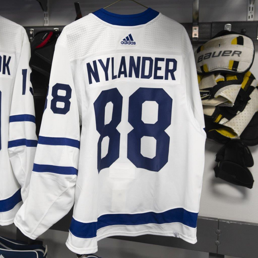 #88 William Nylander 2023 NHL Global Series Game Worn Sweater w ...