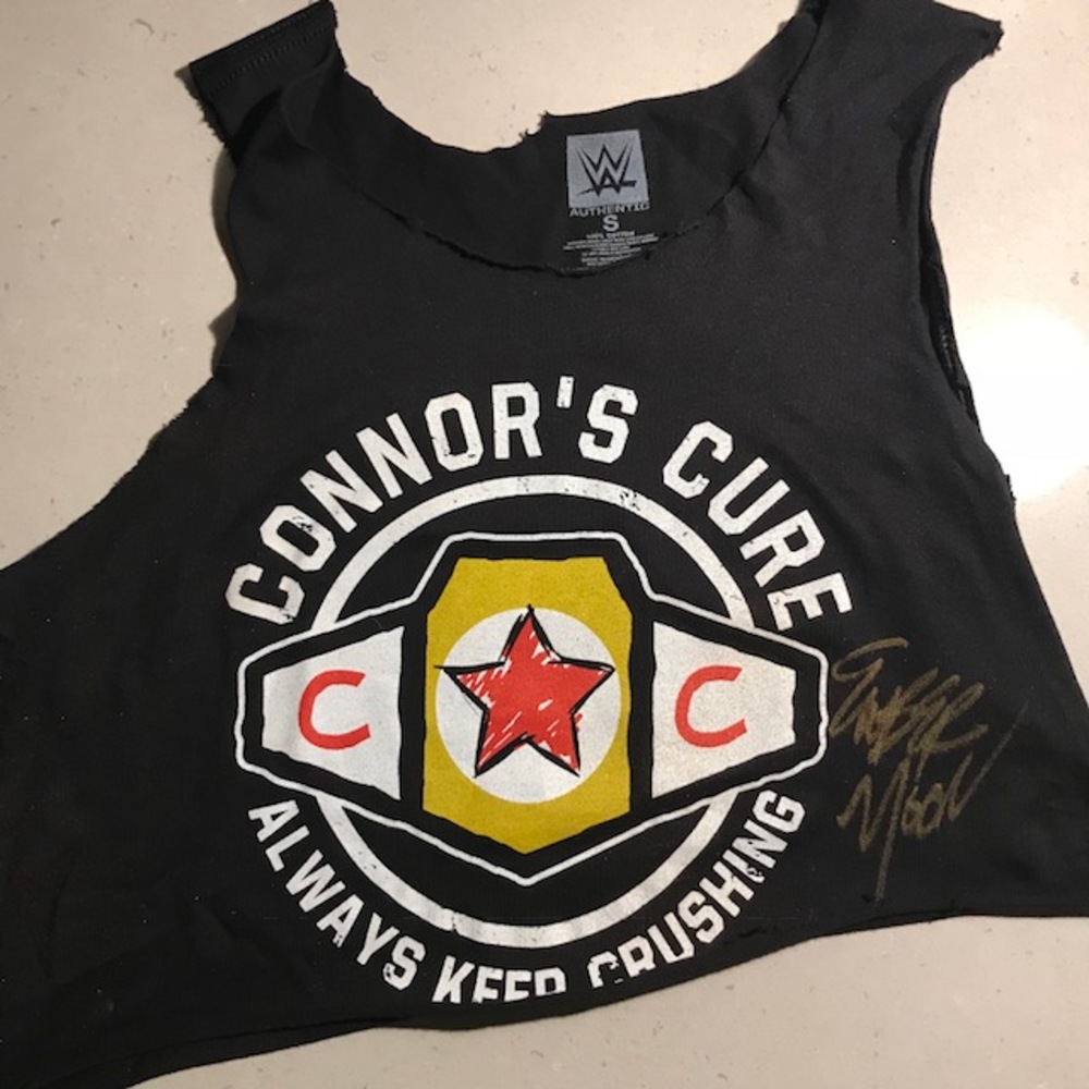 Ember Moon WORN & SIGNED Connor's Cure T-Shirt (Connor's Cure: RAW - 09 ...