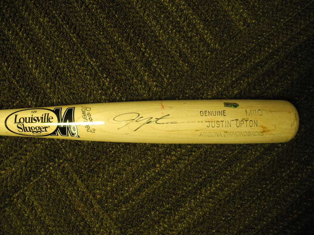 D-backs Charity Auction: Justin Upton Autographed Bat | MLB Auctions