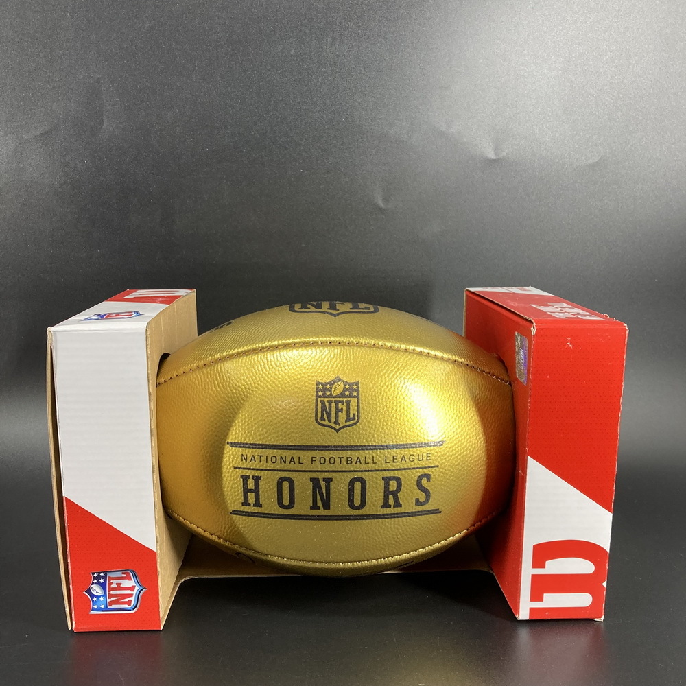 NFL - Panthers Thomas Davis Signed Gold NFL Honors Football | The ...