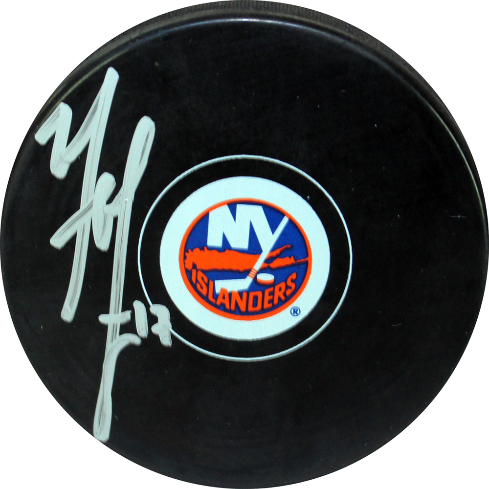 Matt Martin Signed New York Islanders Puck - NHL Auctions