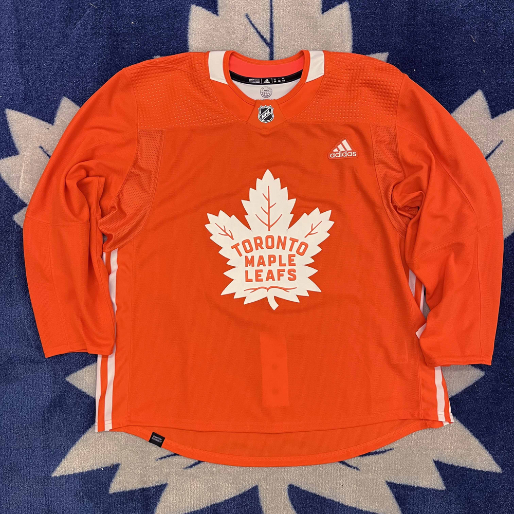 Auston Matthews Signed Toronto Maple Leafs Size 58 NDTR Sweater | Real ...