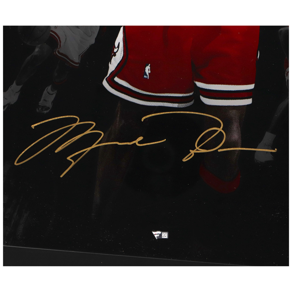 Michael Jordan Chicago Bulls Autographed 40" x 41" Six Banners Framed ...