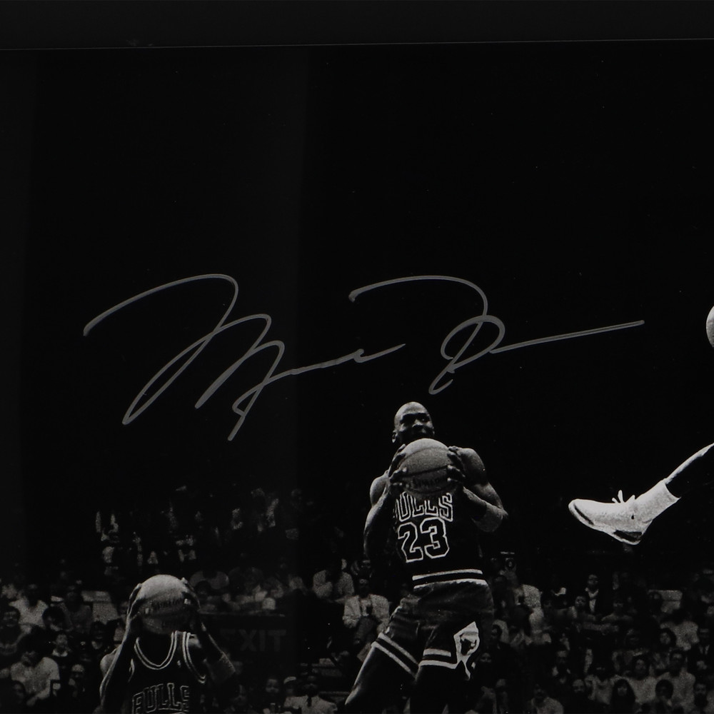 Michael Jordan Chicago Bulls Autographed 40" x 41" Kiss the Rim 180 ...