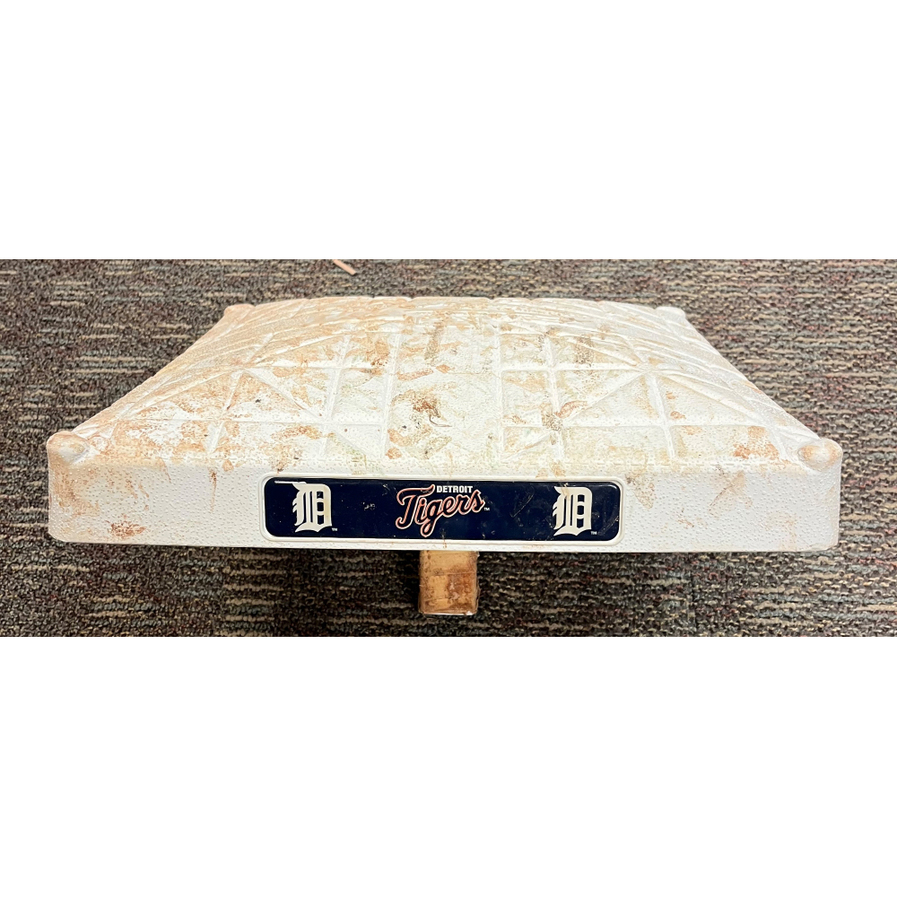 Detroit Tigers 2010 Game-Used 1st Base With Detroit Tigers Base Jewels ...
