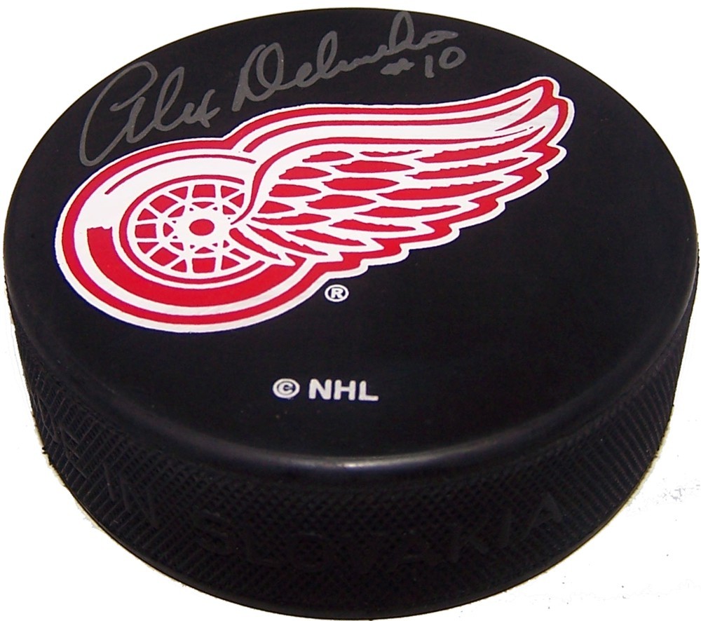 Alex Delvecchio Autographed Detroit Red Wings Puck - NHL Auctions