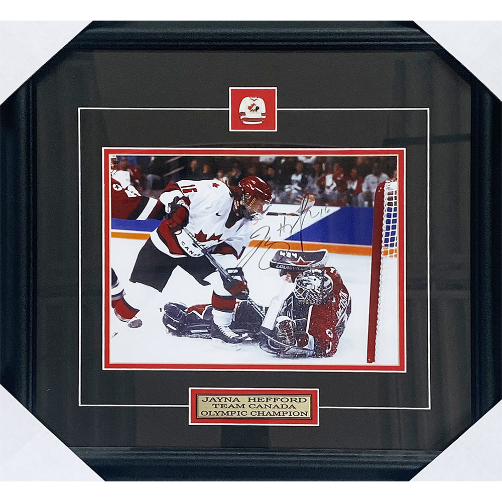 Jayna Hefford Autographed Team Canada Framed 8X10 Photo - NHL Auctions