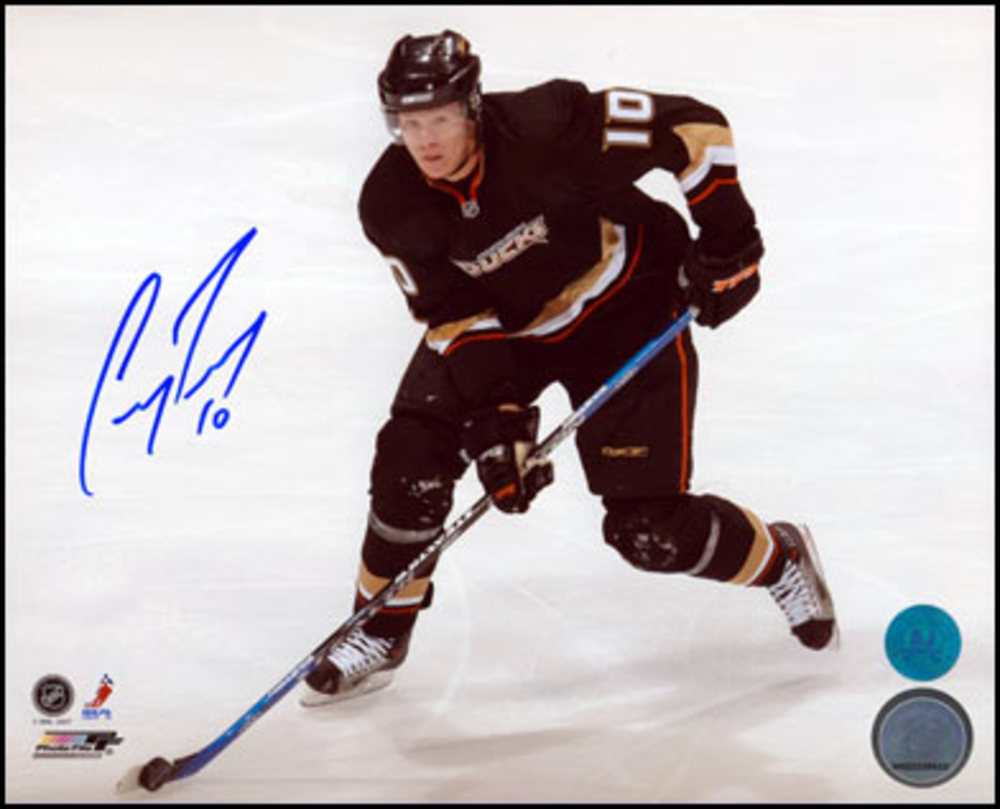 COREY PERRY Anaheim Ducks SIGNED 8x10 Action Photo - NHL Auctions