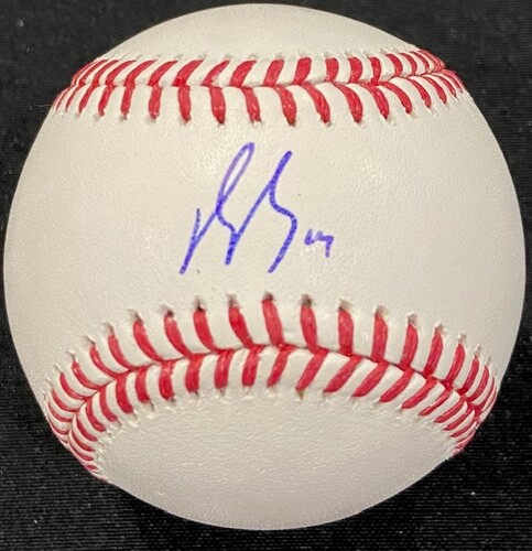 Patrick Bailey Autographed Baseball | MLB Auctions