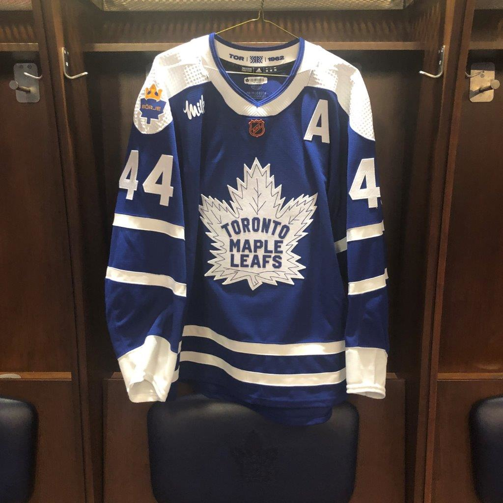 Size 58 #44 "A" Morgan Rielly 2022-23 Reverse Retro Game Issued Sweater ...